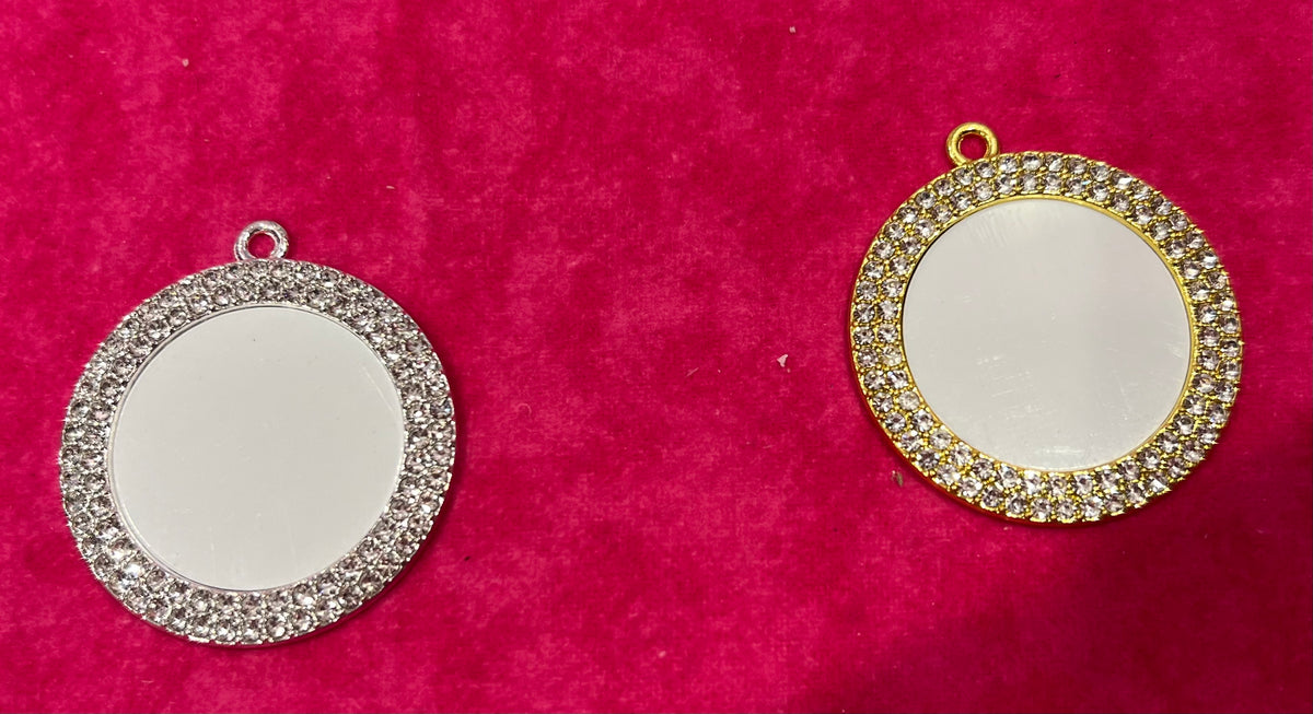 Custom Pendent/Necklace With Chain – RCL Custom Creations